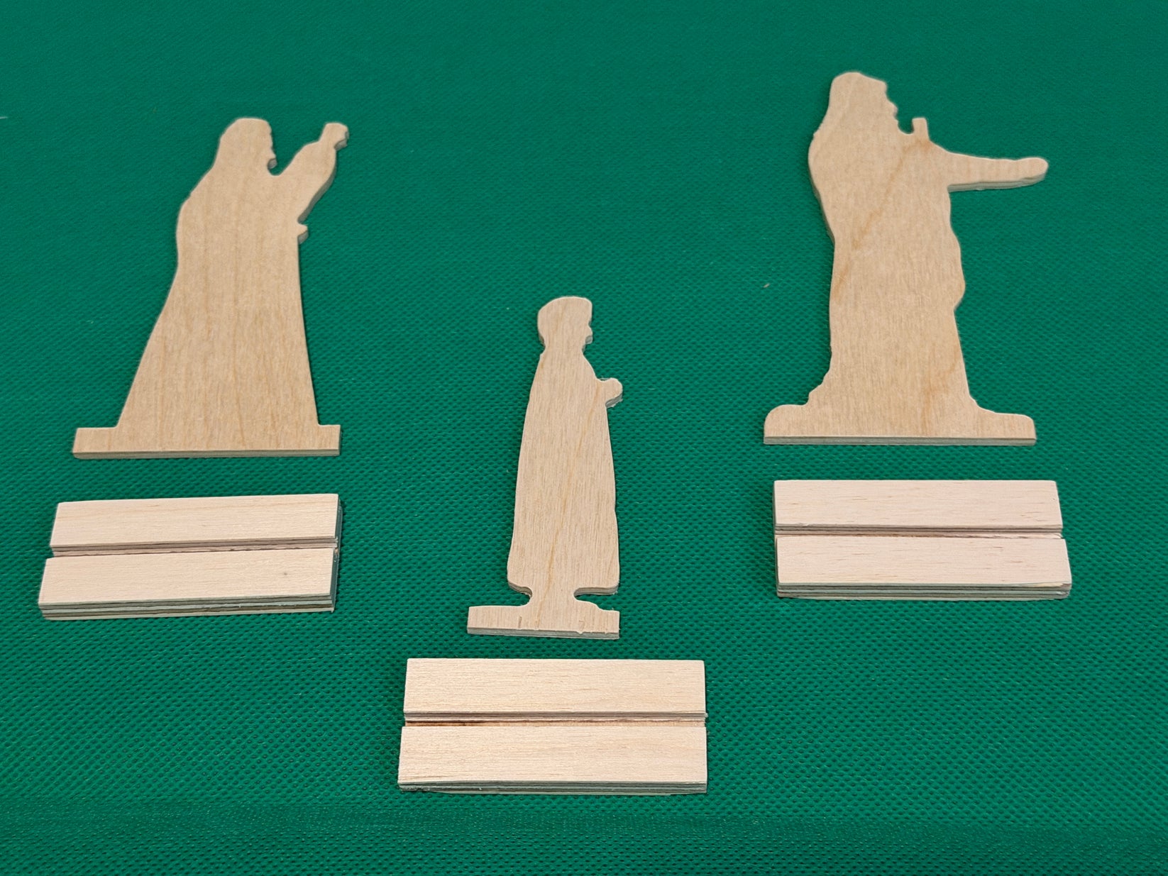Insistent Friend - 3 Figure Set – Mustard Seed Training